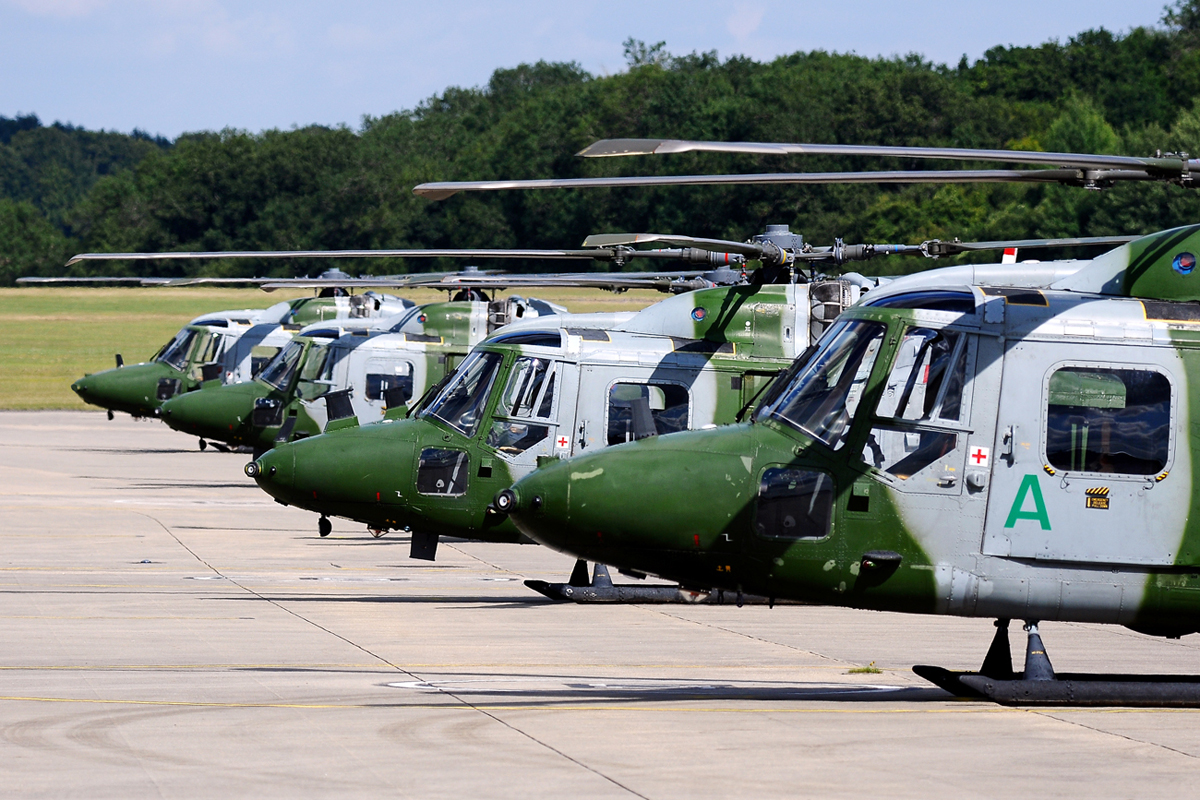 Army Air Corps Lynx AH7 Retirement - AeroResource