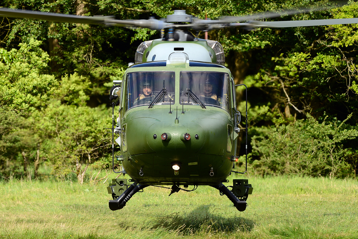 Army Air Corps Lynx AH7 Retirement - AeroResource