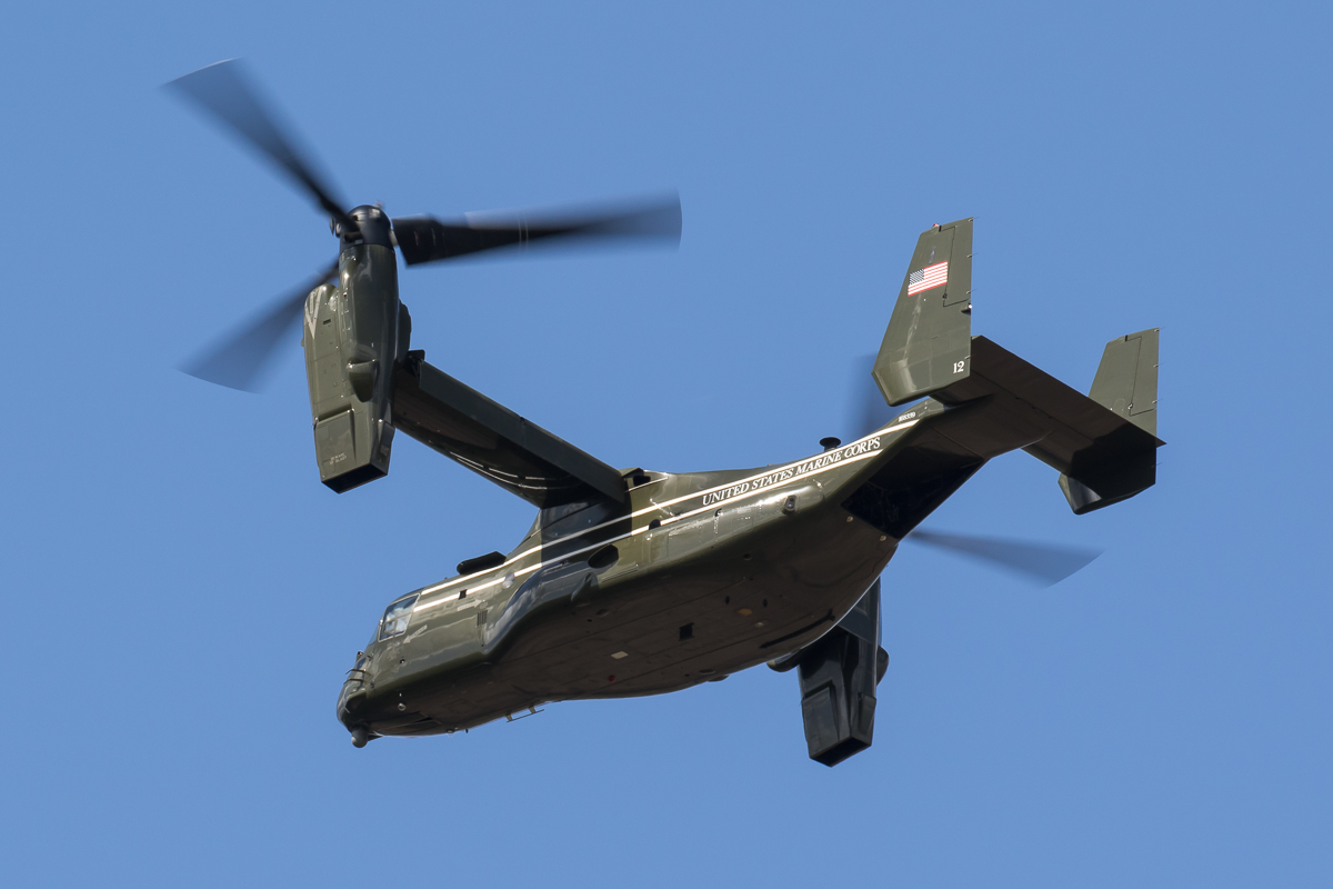 HMX-1 Presidential Helicopters at RAF Mildenhall - AeroResource