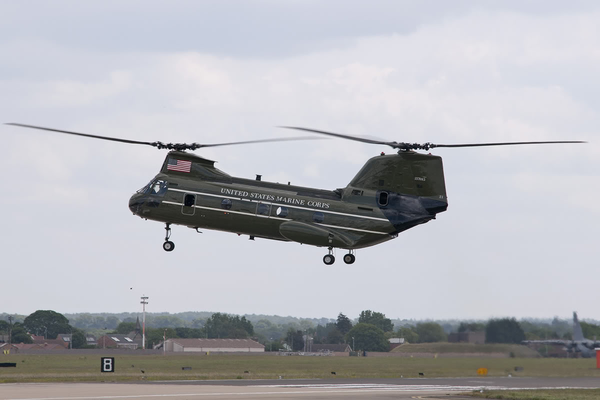 HMX-1 Presidential Helicopters at RAF Mildenhall - AeroResource