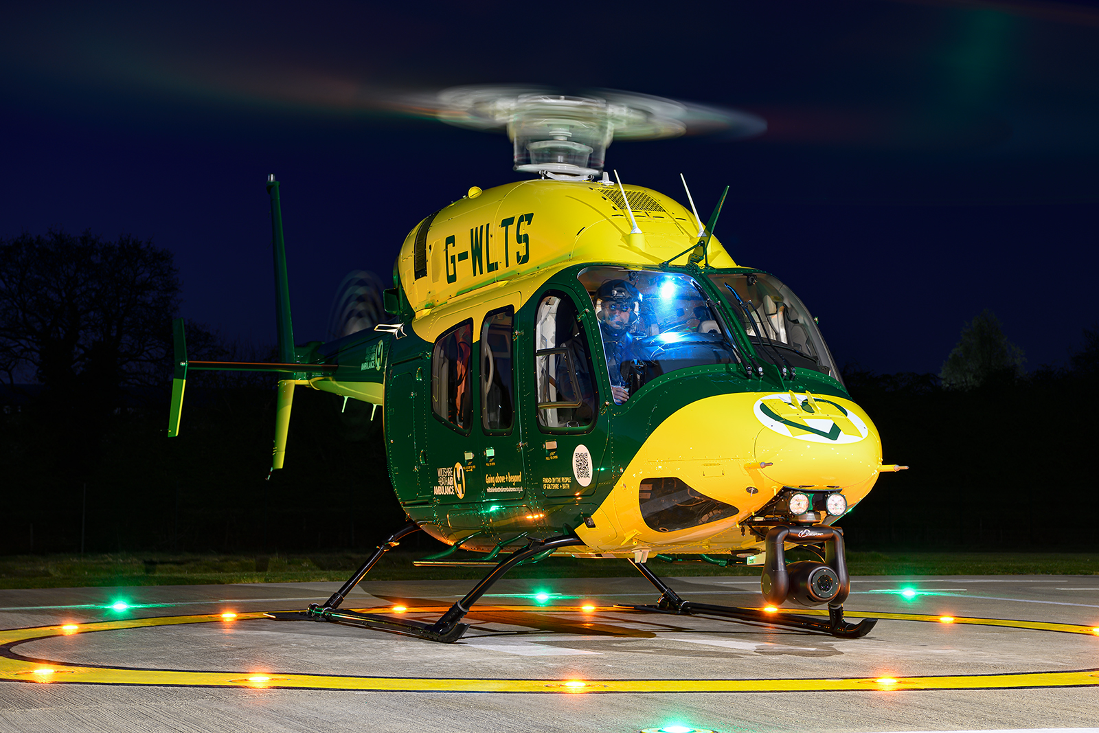 UK Aviation : HeliMed 22, Wiltshire+Bath Air Ambulance - AeroResource